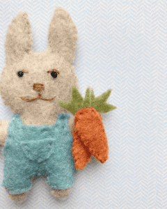 Felt Pocket Pals : Farmer Rabbit - Life On Knoll 22